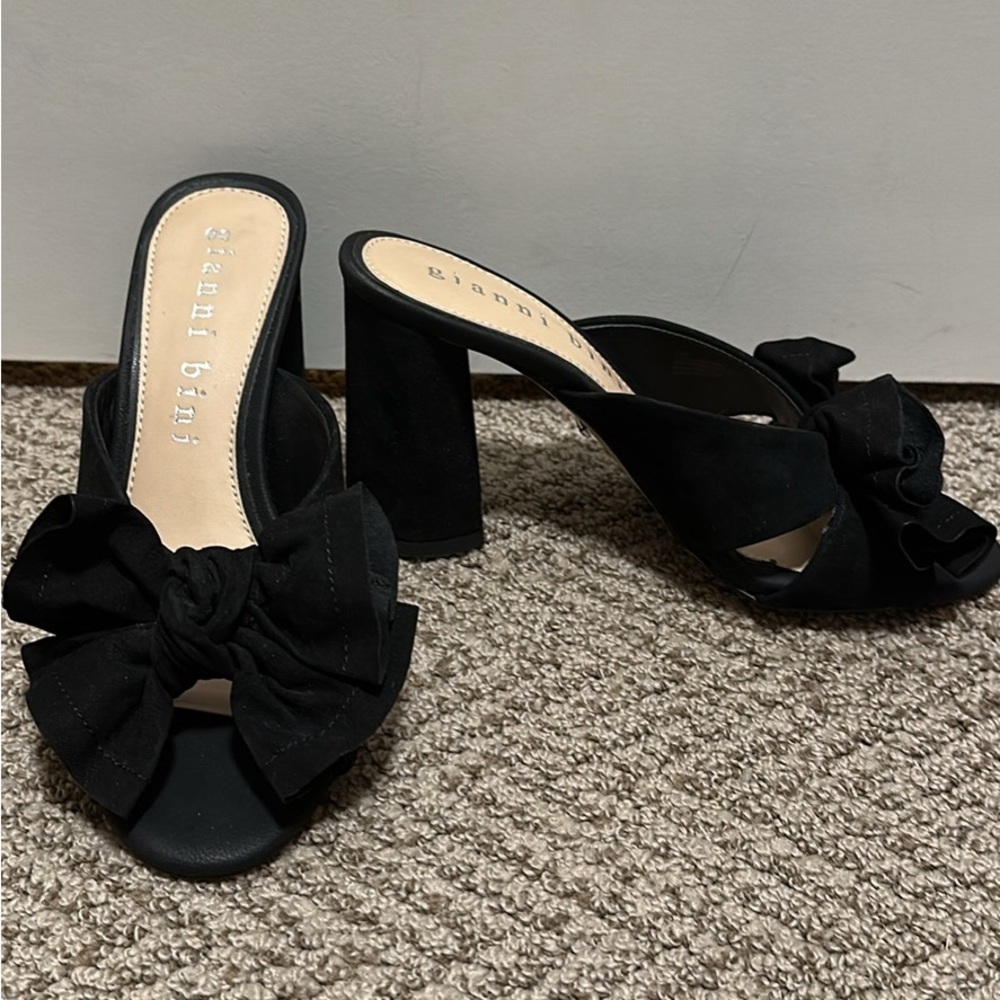 Black Block Heel - Gem